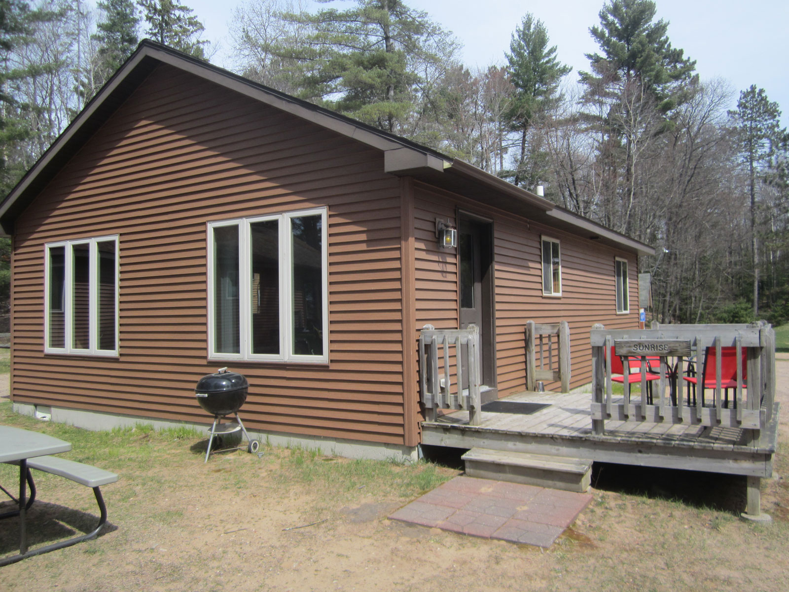 Sunrise Cabin - Idle Hours Resort